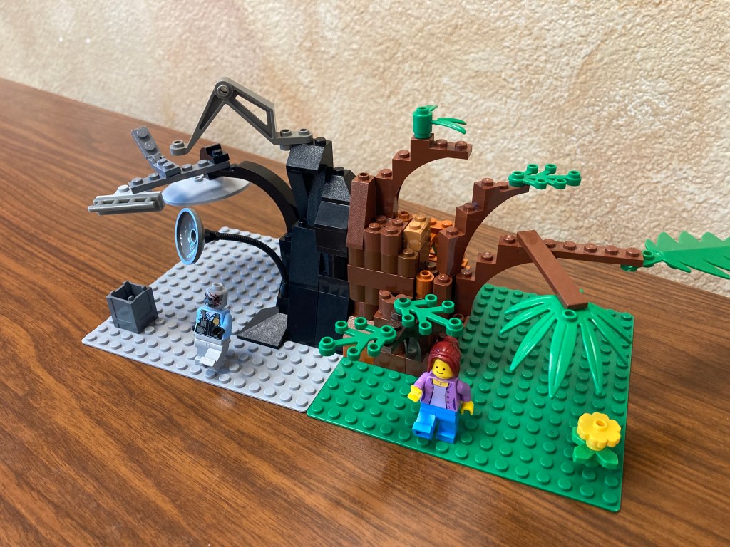 Lego Challenge–Mirror Worlds – The Lego Librarian