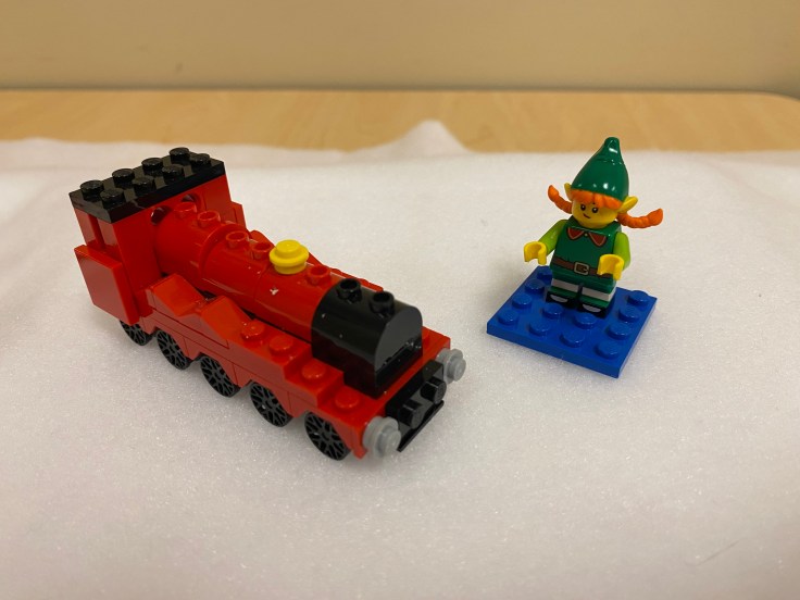 Lego Challenge–Winter Village – The Lego Librarian